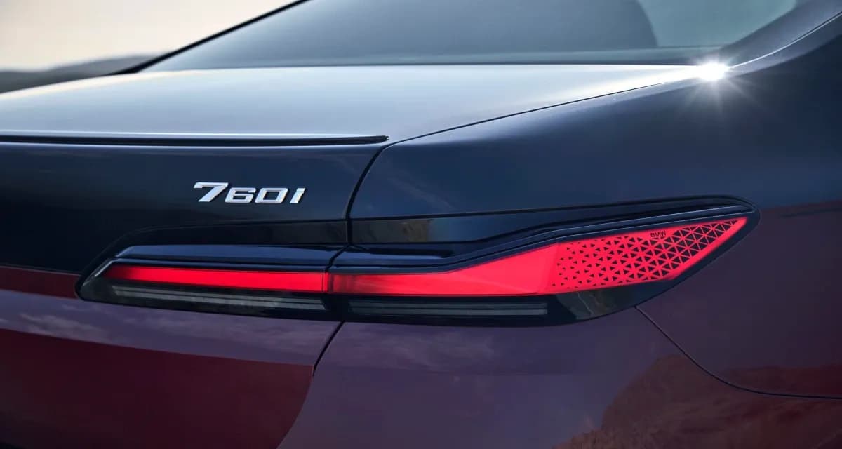 BMW Announces Removal of 'i' Suffix from Petrol Models, Focuses on Electric Portfolio