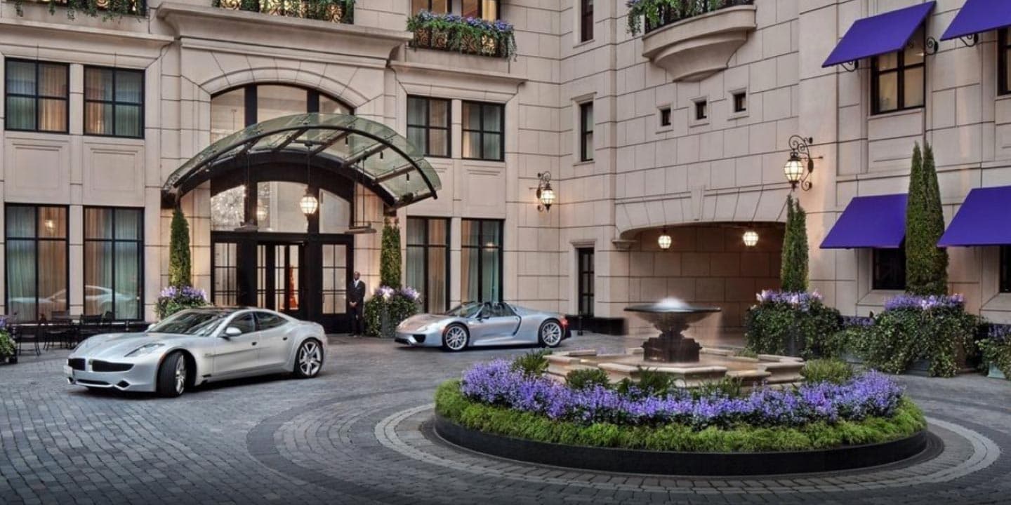 What Is Valet Parking and How Does It Work At Hotels?
